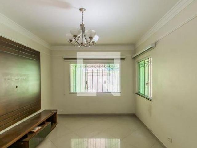 Casa à Venda Jardim Brasília, 3 Quartos, 148 m² São Paulo