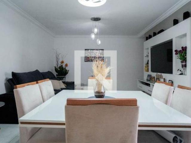 Casa à Venda Jardim Brasília, 3 Quartos, 210 m2