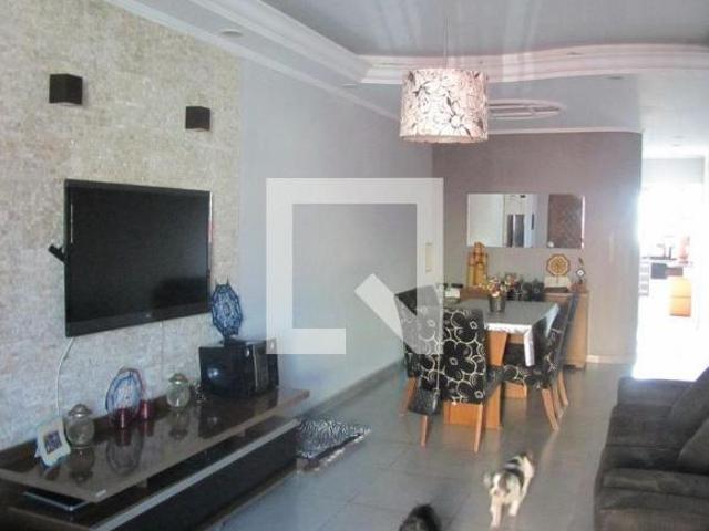 Casa à Venda Jardim Brasília, 3 Quartos, 300 m2