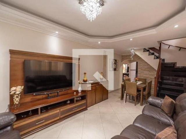 Casa à Venda Jardim Brasília, 4 Quartos, 180 m² São Paulo