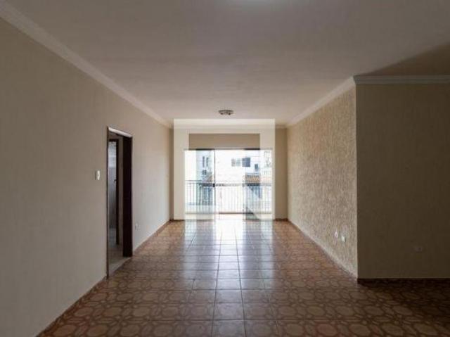Casa à Venda Jardim Brasília, 4 Quartos, 180 m² São Paulo