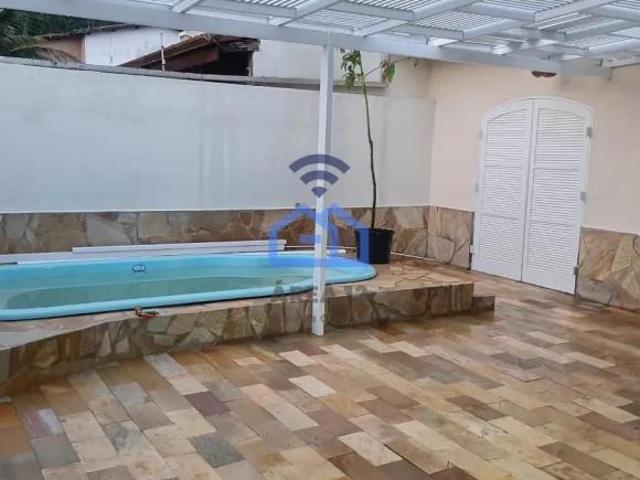 Casa à venda, Jardim Califórnia em Caraguatatuba, SP