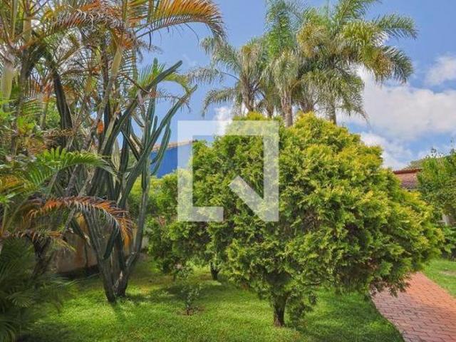 Casa à Venda Jardim Canadá, 3 Quartos, 370 m² Nova Lima