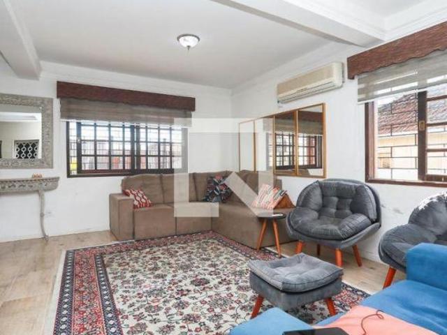 Casa à Venda Jardim Carvalho, 4 Quartos, 290 m² Porto Alegre
