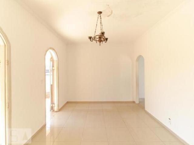 Casa à Venda Jardim Chapadão, 3 Quartos, 900 m2