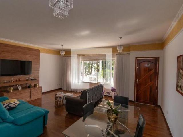 Casa à Venda Jardim Chapadão, 4 Quartos, 250 m2