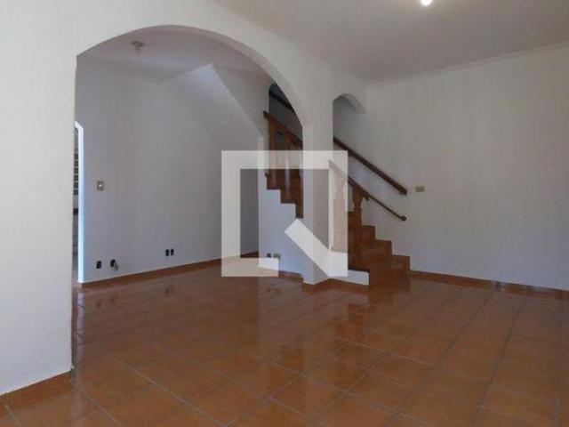 Casa à Venda Jardim Cocaia, 4 Quartos, 120 m² Guarulhos
