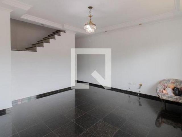 Casa à Venda Jardim Cocaia, 4 Quartos, 194 m² Guarulhos