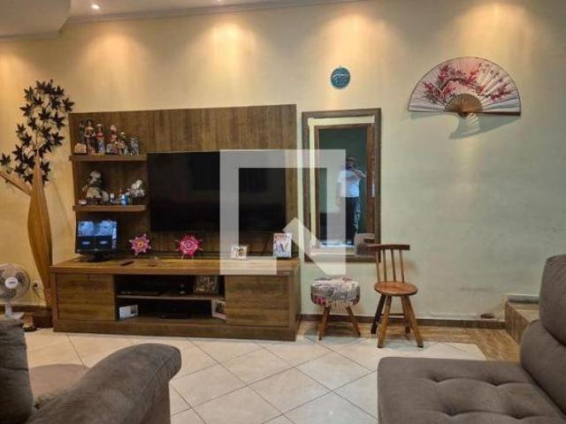 Casa à Venda Jardim Cocaia, 5 Quartos, 161 m² Guarulhos