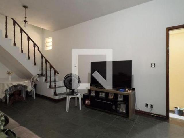 Casa à Venda Jardim Cocaia, 2 Quartos, 150 m² Guarulhos