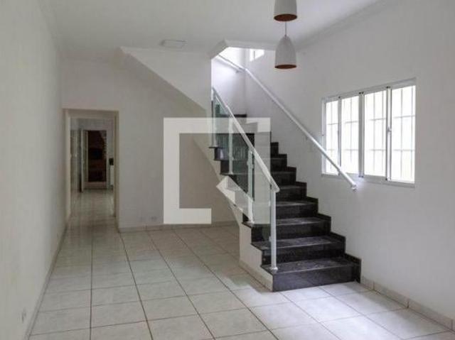 Casa à Venda Jardim Cocaia, 3 Quartos, 207 m² Guarulhos