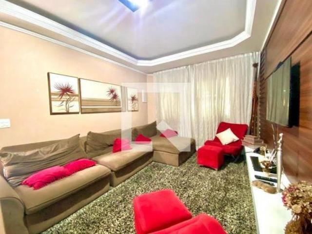 Casa à Venda Jardim Cocaia, 3 Quartos, 202 m² Guarulhos