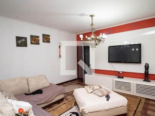 Casa à Venda Jardim Cocaia, 3 Quartos, 246 m² Guarulhos