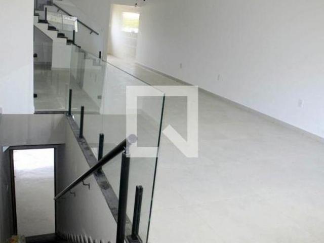Casa à Venda Jardim Cocaia, 3 Quartos, 260 m² Guarulhos