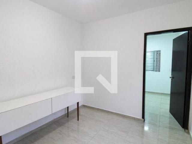 Casa à Venda Jardim das Esmeraldas, 2 Quartos, 130 m² São Paulo