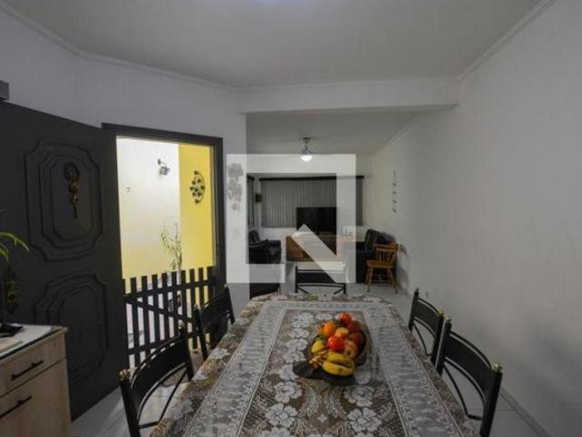 Casa à Venda Jardim das Esmeraldas, 5 Quartos, 180 m² São Paulo