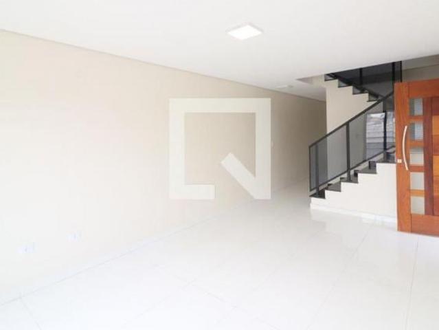 Casa à Venda Jardim das Flores, 3 Quartos, 151 m2