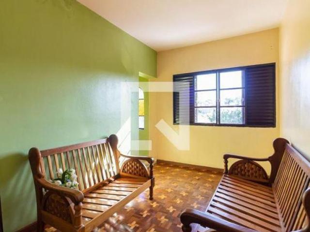 Casa à Venda Jardim das Flores, 3 Quartos, 152 m2