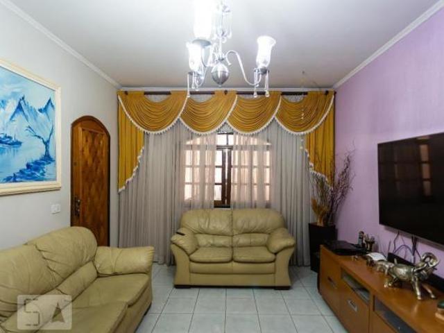 Casa à Venda Jardim das Flores, 3 Quartos, 159 m2