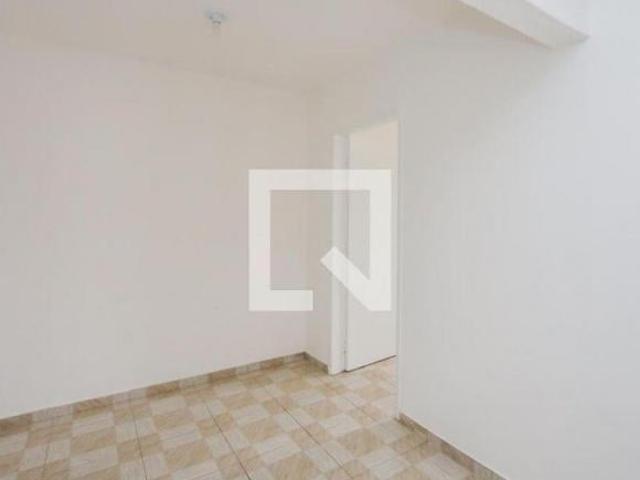 Casa à Venda Jardim das Flores, 3 Quartos, 180 m² São Paulo