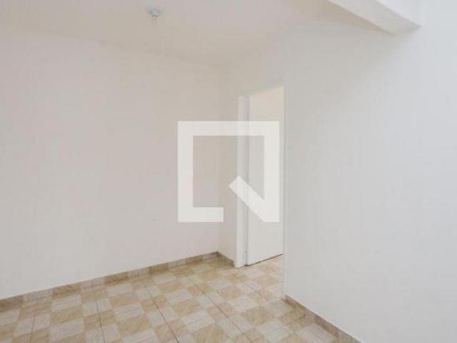 Casa à Venda Jardim das Flores, 3 Quartos, 180 m² São Paulo