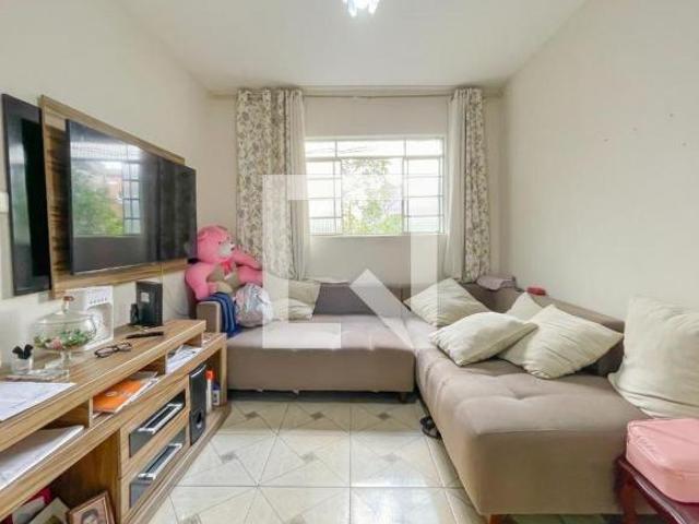 Casa à Venda Jardim das Flores, 2 Quartos, 148 m2