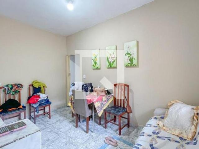 Casa à Venda Jardim das Flores, 2 Quartos, 408 m2