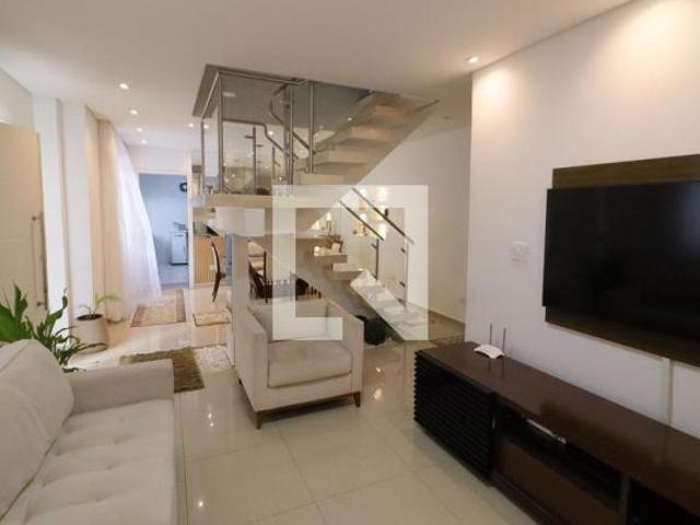 Casa à Venda Jardim das Flores, 4 Quartos, 175 m2