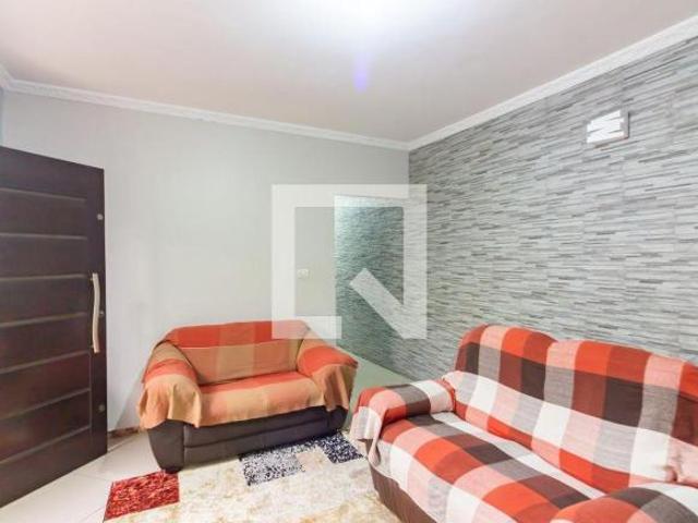 Casa à Venda Jardim das Flores, 4 Quartos, 200 m2