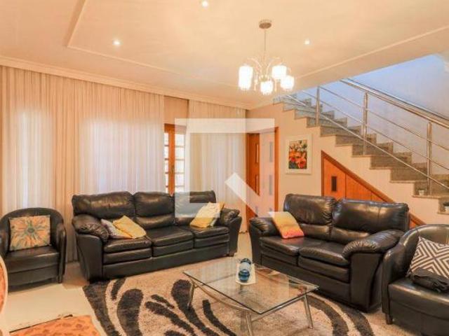 Casa à Venda Jardim das Flores, 4 Quartos, 320 m² São Paulo