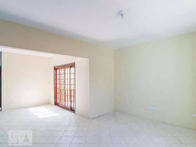 Casa à Venda Jardim das Maravilhas, 4 Quartos, 220 m² Santo André