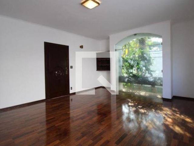 Casa à Venda Jardim das Palmeiras, 3 Quartos, 323 m² Campinas
