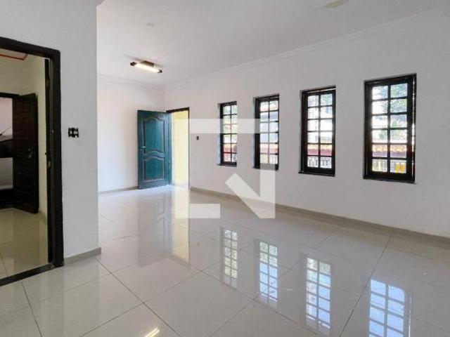 Casa à Venda Jardim do Mar, 4 Quartos, 300 m2