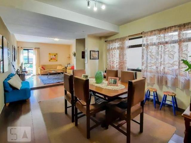 Casa à Venda Jardim do Mar, 4 Quartos, 313 m2