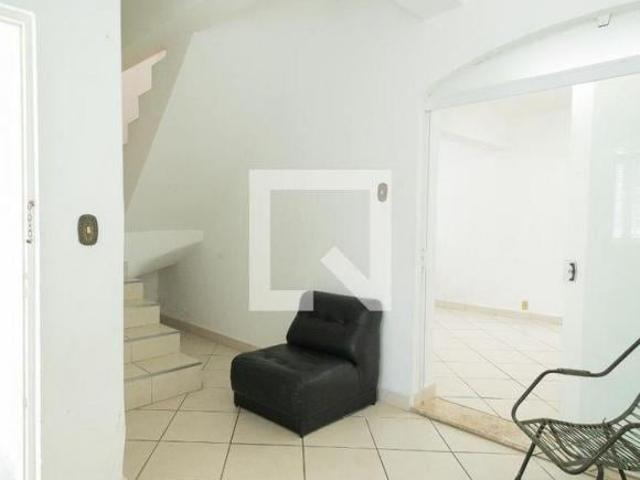 Casa à Venda Jardim do Mar, 2 Quartos, 256 m² São Bernardo do Campo