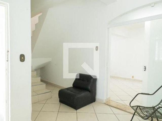 Casa à Venda Jardim do Mar, 2 Quartos, 256 m² São Bernardo do Campo
