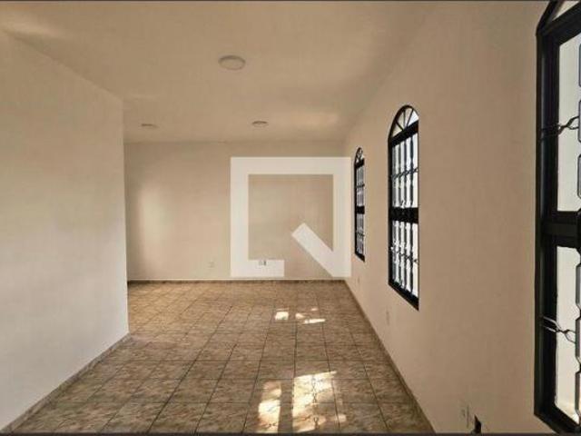 Casa à Venda Jardim do Lago, 3 Quartos, 250 m² Jundiaí