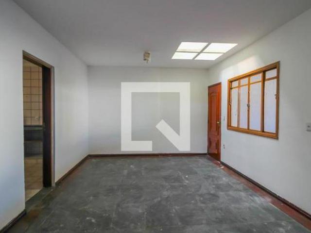 Casa à Venda Jardim do Lago, 3 Quartos, 320 m² Jundiaí