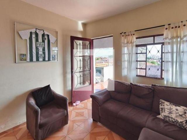 Casa à Venda Jardim dos Oliveiras, 2 Quartos, 300 m2