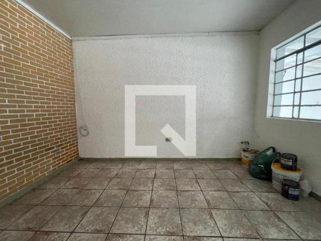 Casa à Venda Jardim Éster Yolanda, 3 Quartos, 100 m² São Paulo