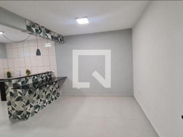 Casa à Venda Jardim Éster Yolanda, 3 Quartos, 100 m² São Paulo