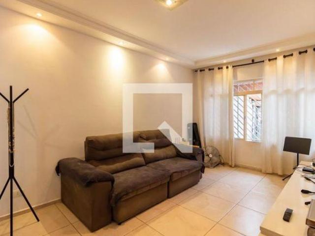 Casa à Venda Jardim Éster Yolanda, 3 Quartos, 128 m² São Paulo