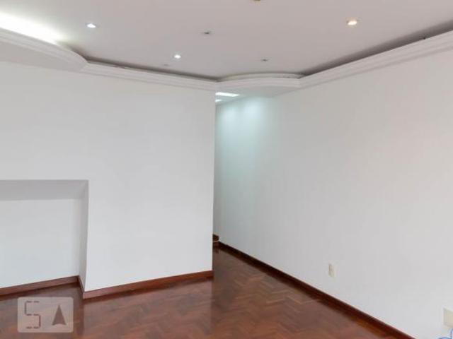 Casa à Venda Jardim Éster Yolanda, 2 Quartos, 108 m2