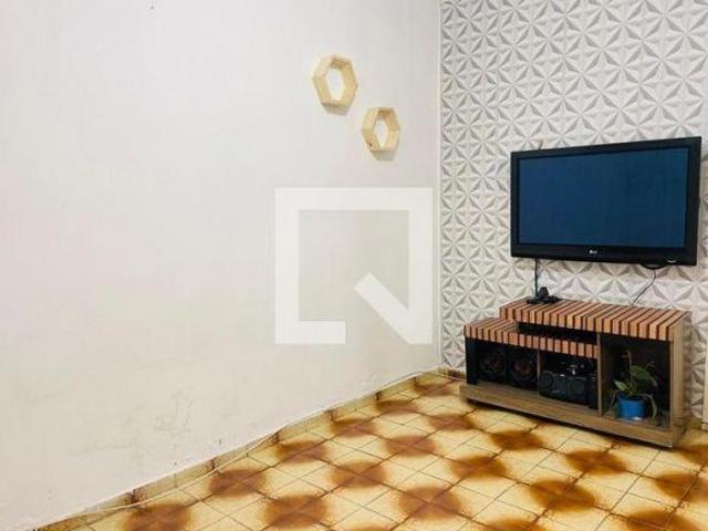 Casa à Venda Jardim Éster Yolanda, 2 Quartos, 120 m² São Paulo