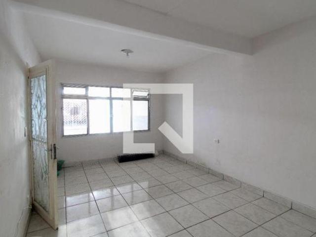 Casa à Venda Jardim Éster Yolanda, 4 Quartos, 140 m² São Paulo