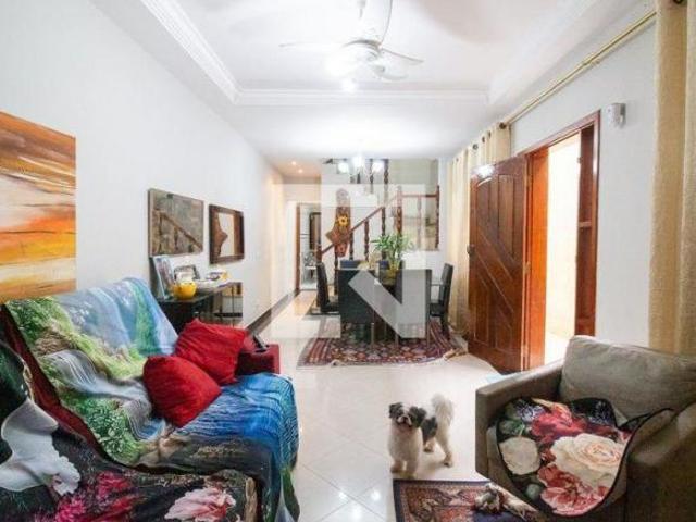 Casa à Venda Jardim Éster Yolanda, 4 Quartos, 150 m² São Paulo