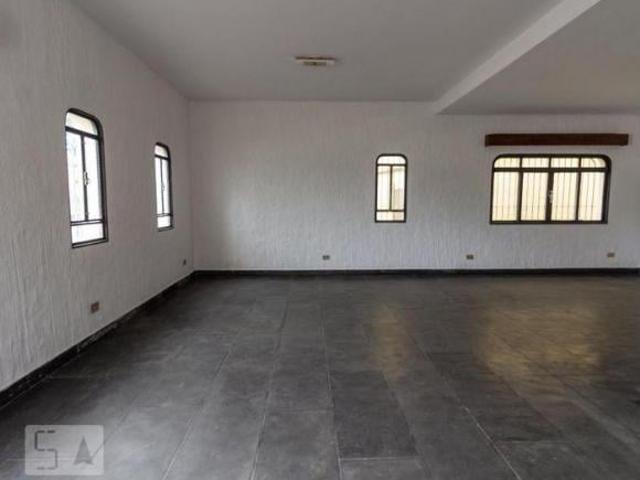 Casa à Venda Jardim Éster Yolanda, 4 Quartos, 250 m² São Paulo