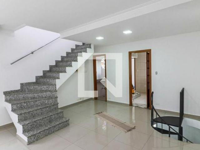 Casa à Venda Jardim Éster Yolanda, 4 Quartos, 200 m2