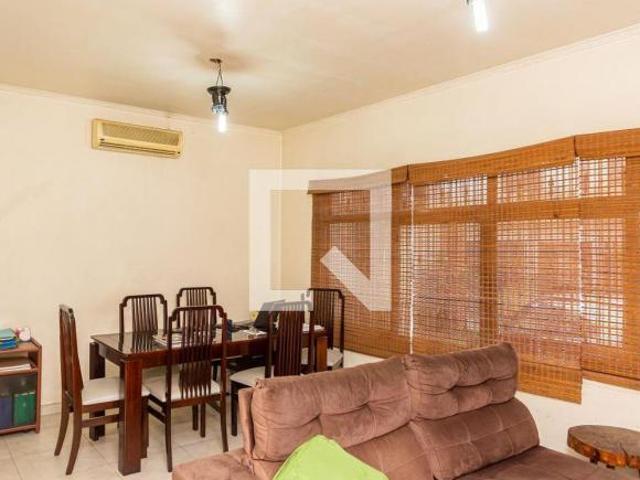 Casa à Venda Jardim Fernandes, 3 Quartos, 160 m2