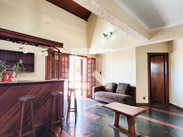 Casa à Venda Jardim Flamboyant, 4 Quartos, 498 m2